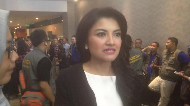 Jadi Moderator Debat Cagub DKI, Tina Talisa Siap Dikritik Publik ...