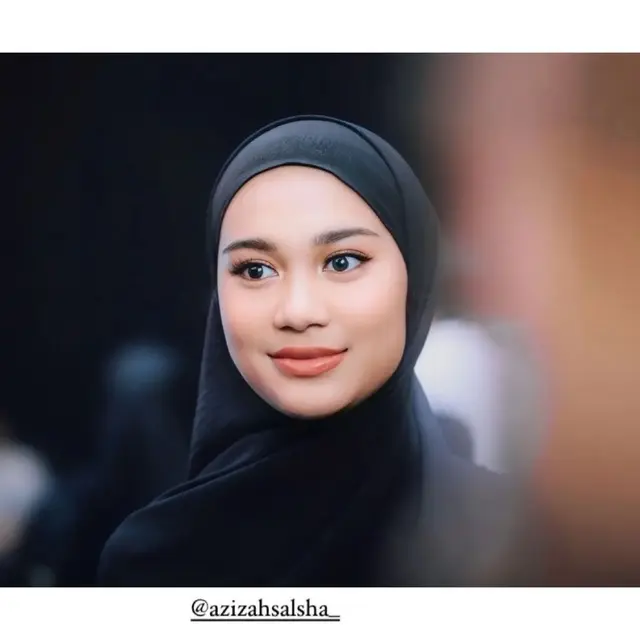 6 Potret Azizah Salsha Tampil Berhijab Ini Banjir Pujian - Hot Liputan6.com