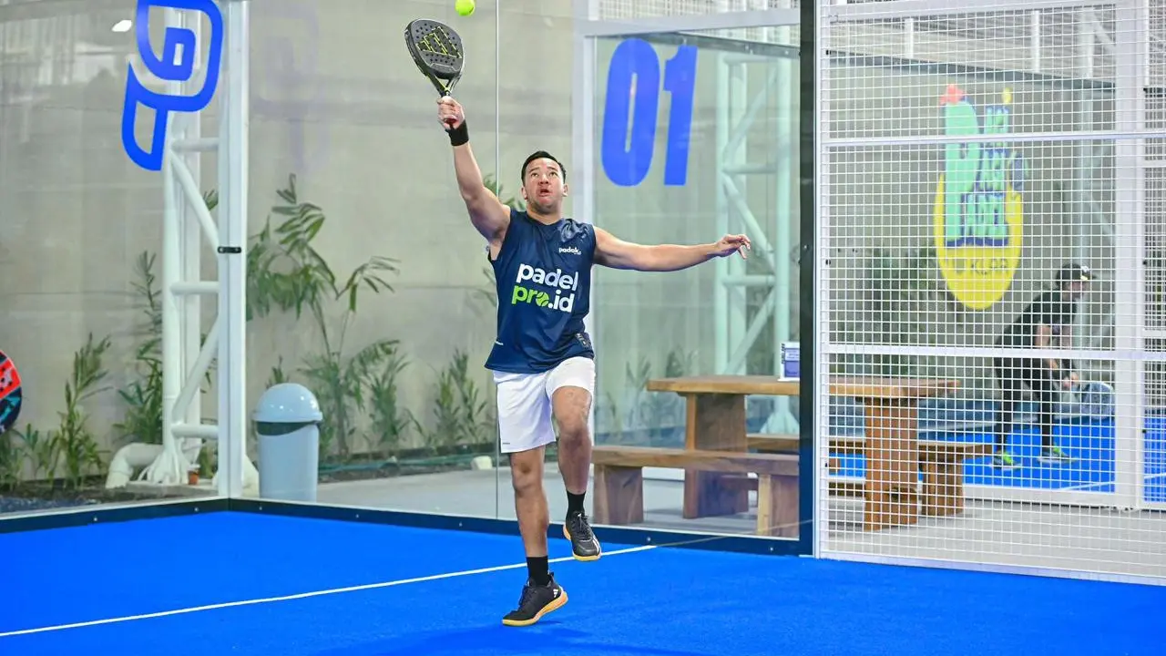 Daftar Lengkap Perbedaan Padel dan Tenis: Mana yang Lebih Menarik dan ...