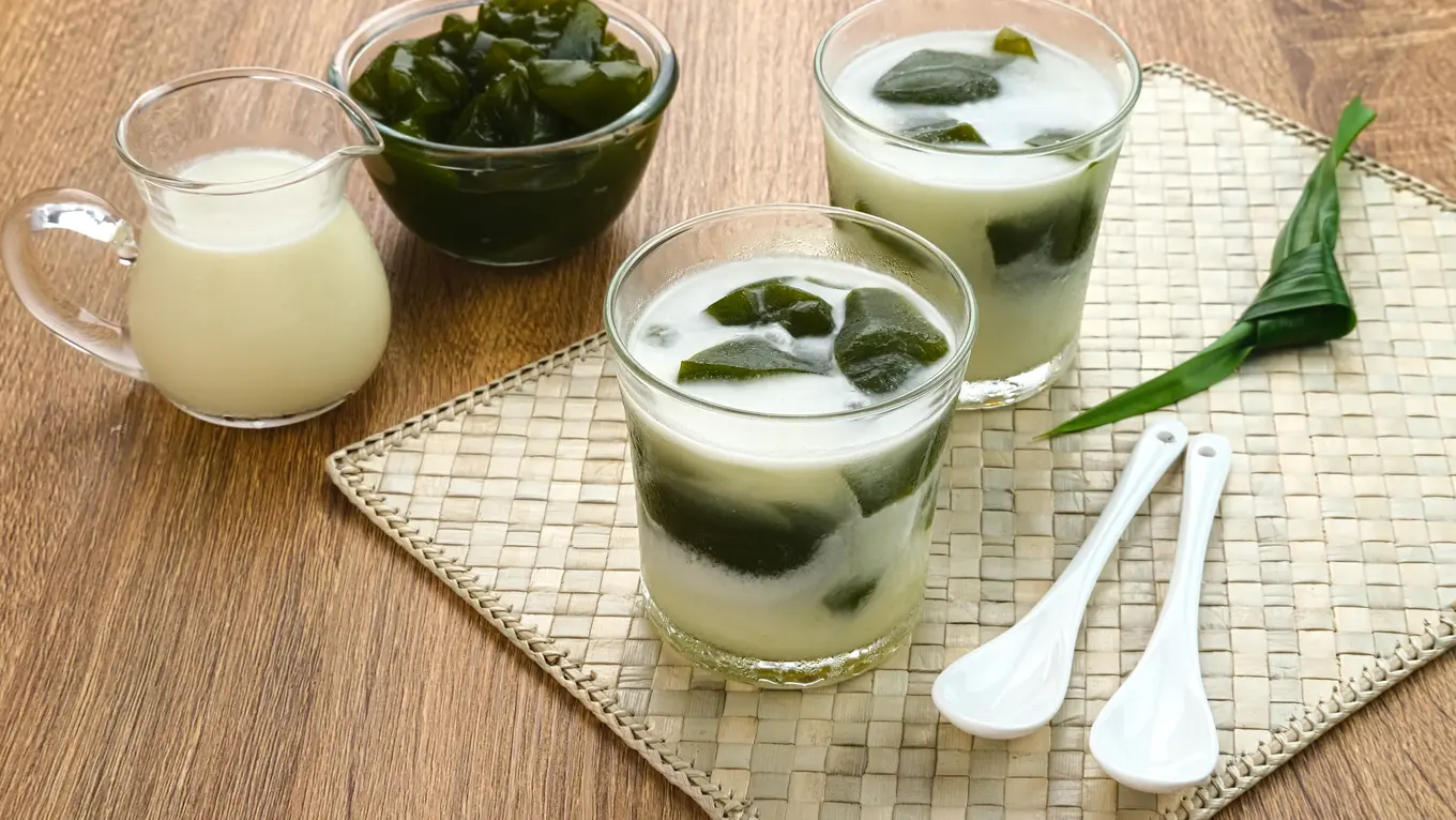 8 Resep Es Cincau Segar dan Praktis Dibuat di Rumah