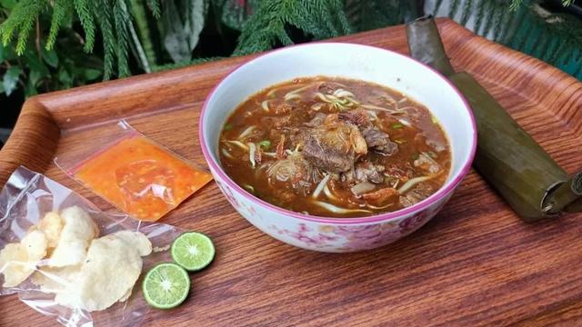 6 Macam Soto Nusantara yang Jarang Diketahui, Rasanya Tak Kalah Nikmat ...