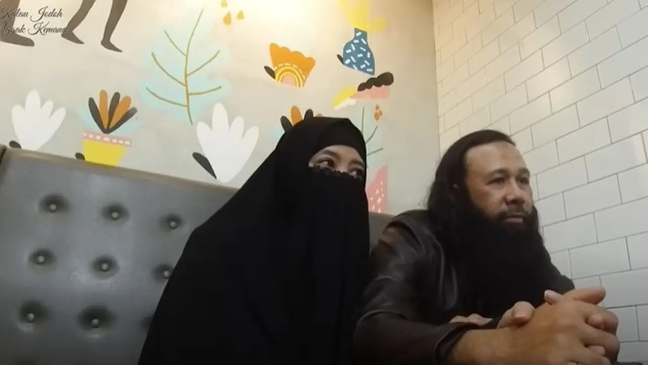 Profil Reza Abdul Jabbar, Suami Baru Peggy Melati Sukma Yang Memiliki Banyak Tanah di New ...