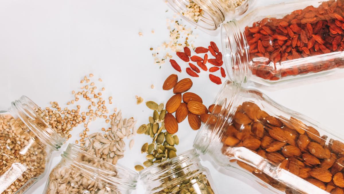 10 Makanan Ringan Khas Indonesia, Cocok untuk Camilan dan Teman Makan