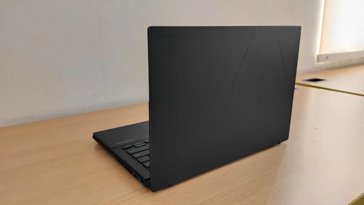Review Asus Zenbook Duo 14 OLED UX8406MA, Laptop Dua Layar buat Si ...