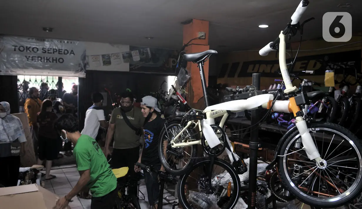 FOTO: Penjualan Sepeda Laris Manis Imbas Pandemi Covid-19 - Foto ...