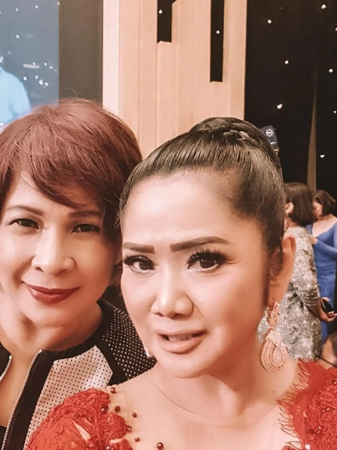 Kenangan Irianti Erningpraja Bersama Musisi Top, Meninggal Dunia di ...