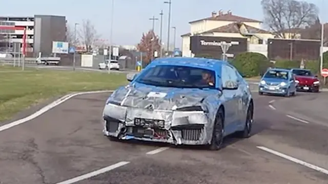 Meluncur Akhir 2025, Begini Tampang Mobil Listrik Pertama Ferrari ...