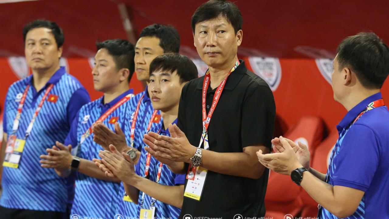 Timnas Vietnam U-23 Kalah Telak dan Tersingkir di Semifinal Piala Asia ...