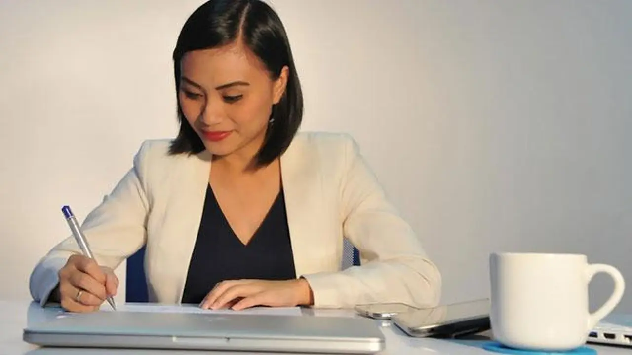 Notulensi Adalah Catatan Hasil Rapat, Pahami Tujuan dan Susunan ...