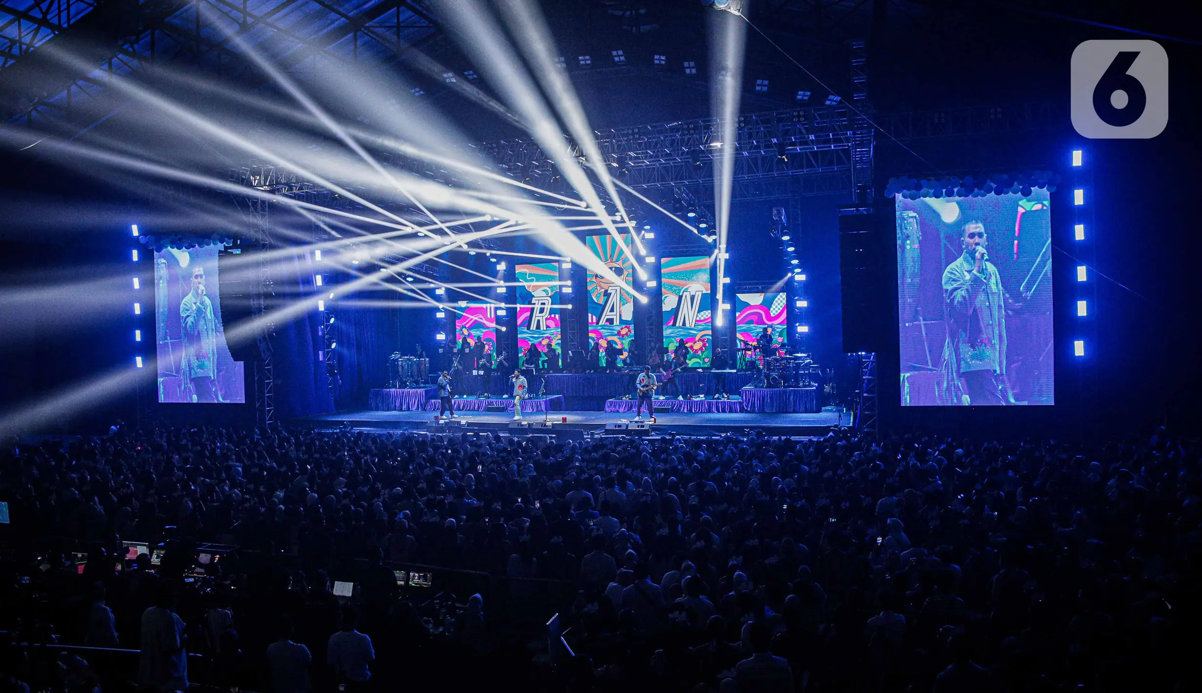 Kemeriahan Konser RAN The Sweet Seventeen Show - Foto Liputan6.com