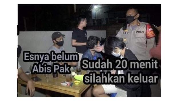 7 Meme Aturan Makan 20 Menit saat PPKM Level 4 Ala Netizen, Ada-ada Saja