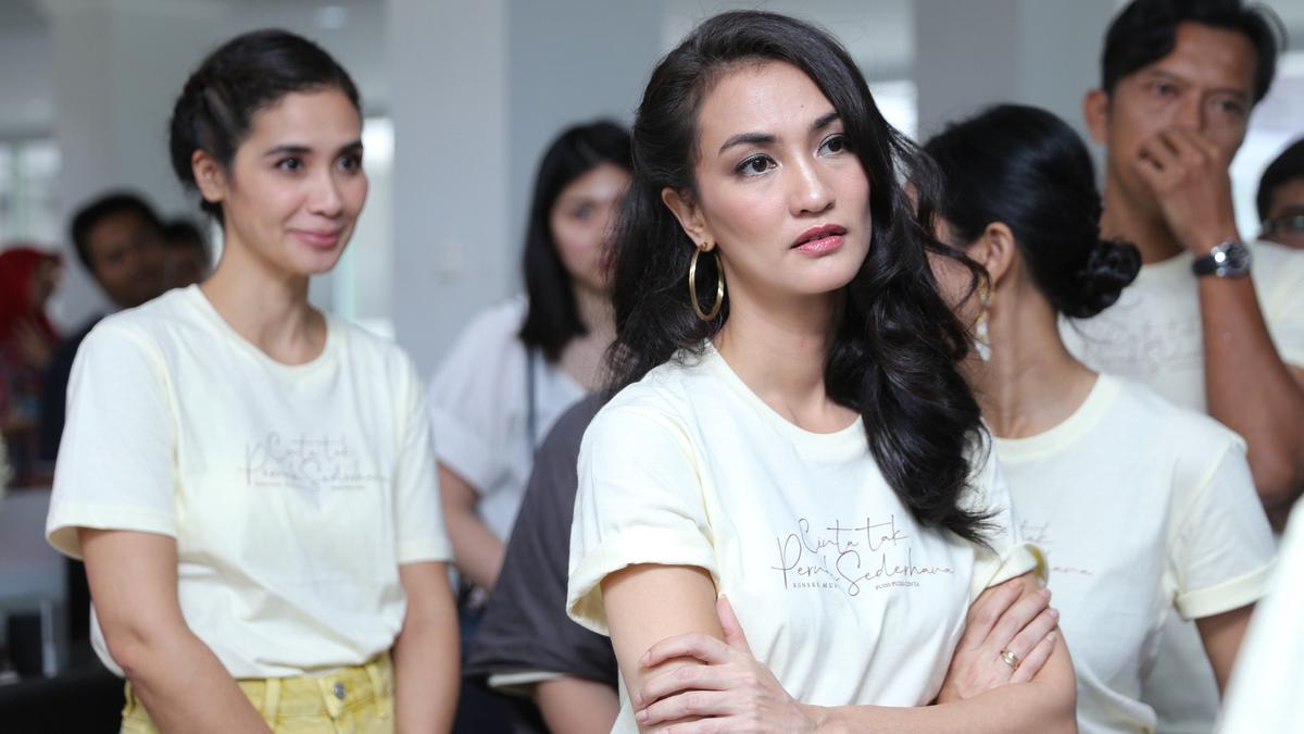 Atiqah Hasiholan Sempat Yakin Ratna Sarumpaet Dibebaskan Hari Ini - ShowBiz Liputan6.com