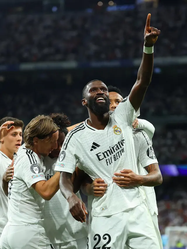 Daftar Pemain Sepak Bola Terkuat di Dunia Saat Ini: Spek Gatotkaca di ...