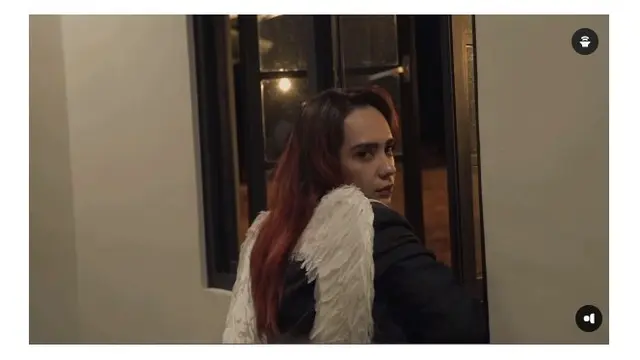 7 Potret Putri Anne dengan Warna Rambut Baru, Curi Perhatian - Hot ...