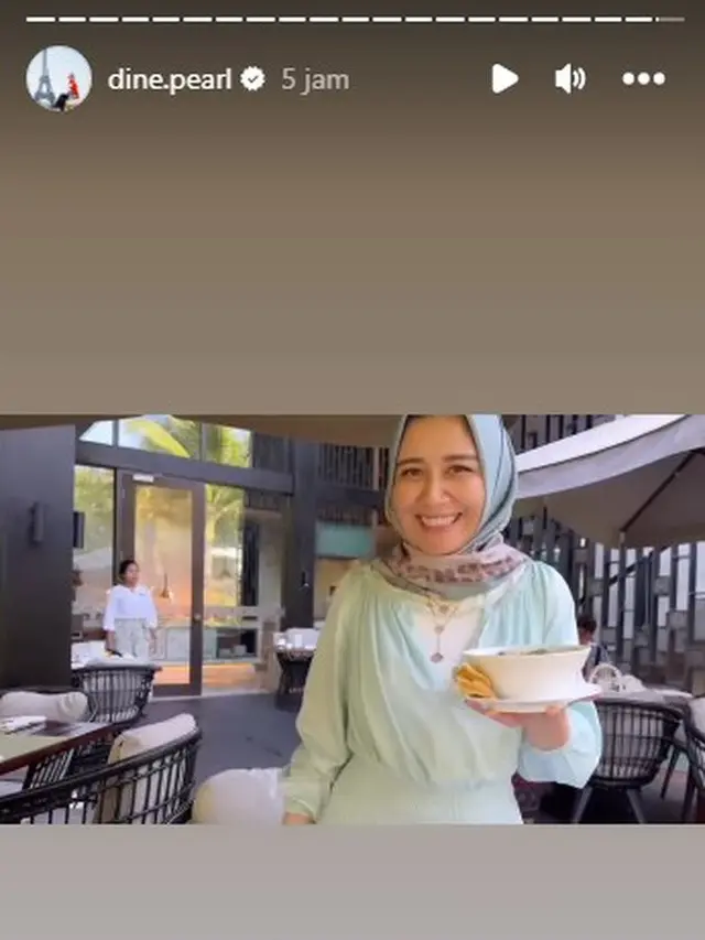 7 Potret Bulan Madu Sahrul Gunawan dan Dine Mutiara di Bali, Tas ...