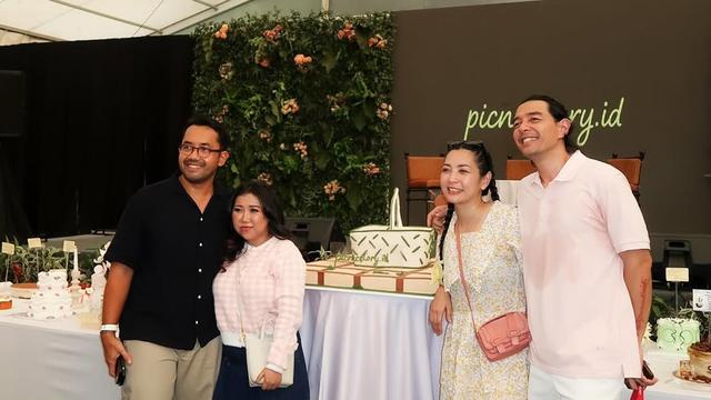 7 Potret Artis di Acara Cake Picnic Story Hesti Purwadinata, Bergaya ...
