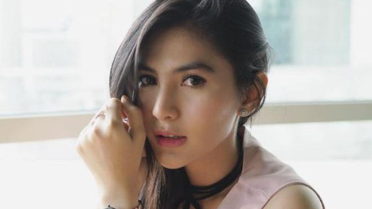 Gaya Kocak Angela Lee saat Curhat Soal Cowok