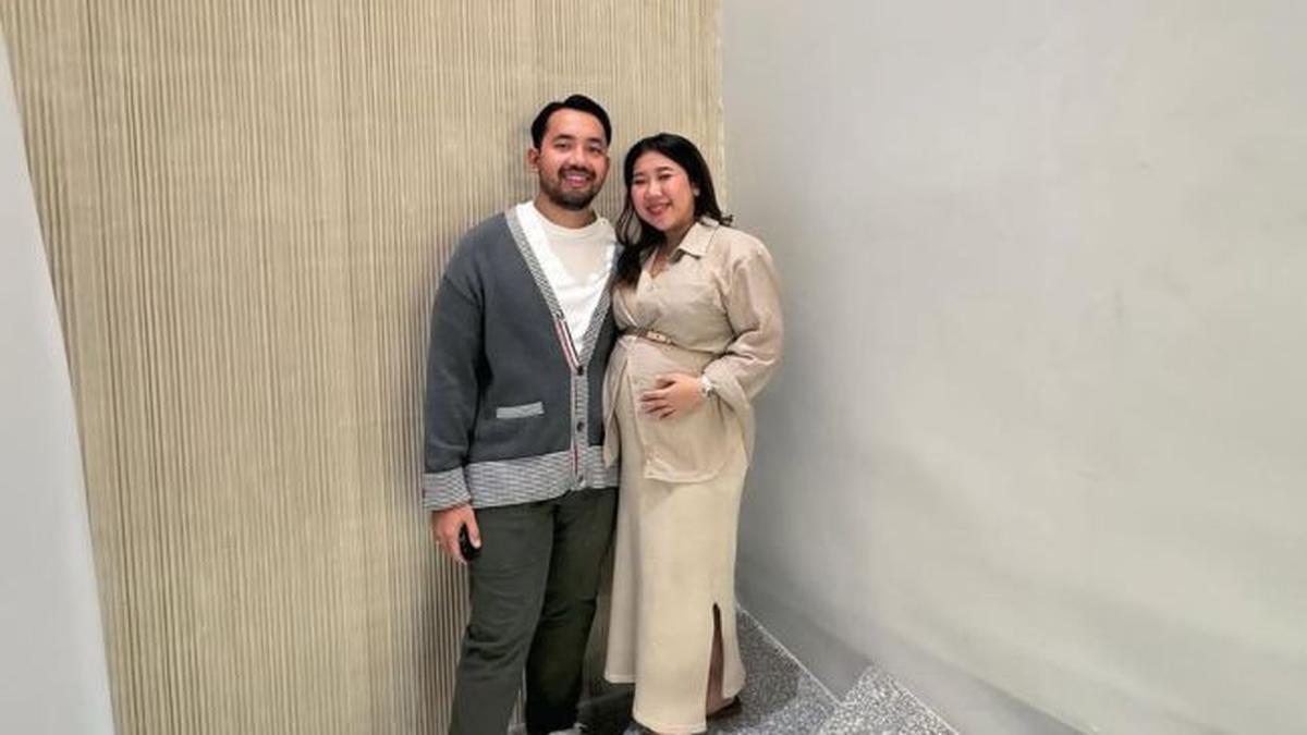 5 Potret Baby Bump Kiky Saputri Saat Sambangi Restoran Baru Nikita Mirzani, Curi Atensi ...