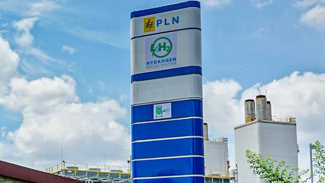 PLN Resmikan SPBU Hidrogen Hijau Pertama Indonesia di Senayan