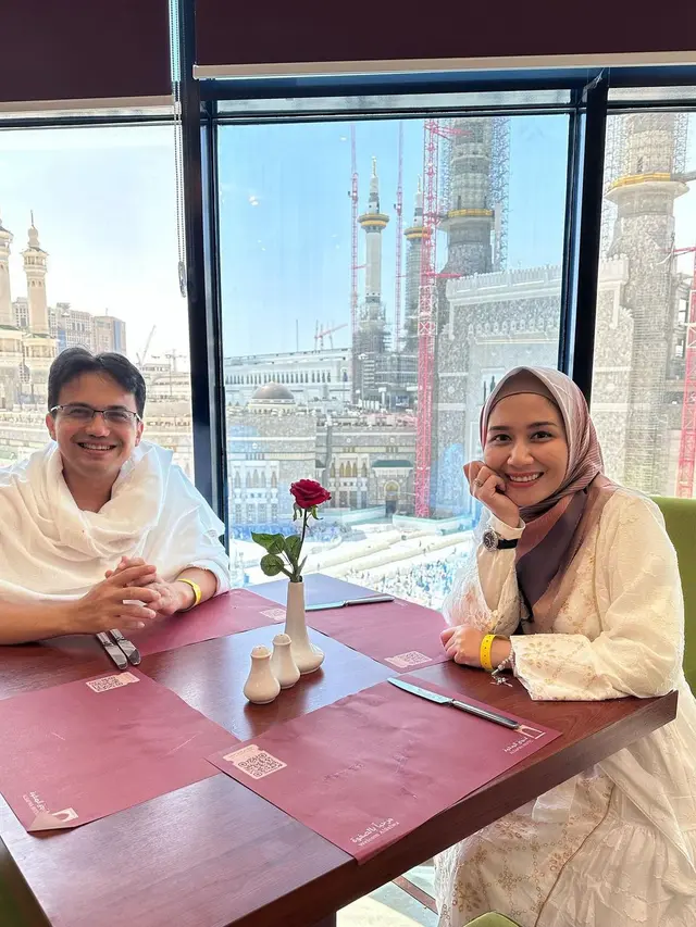Pengakuan Dine Mutiara Aziz Istri Sahrul Gunawan, Ikhlas Tak Lagi ...