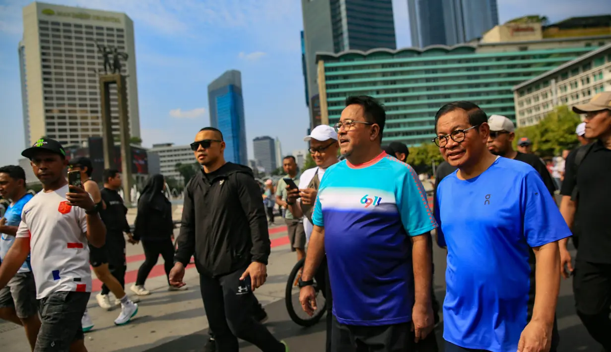 Berolahraga Saat CFD, Pramono Anung-Rano Karno Sapa Warga Jakarta ...