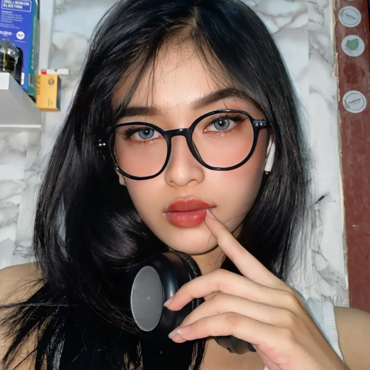 7 Potret Nisya Hatala, Cleaning Service Viral yang Curi Perhatian - Hot Liputan6.com