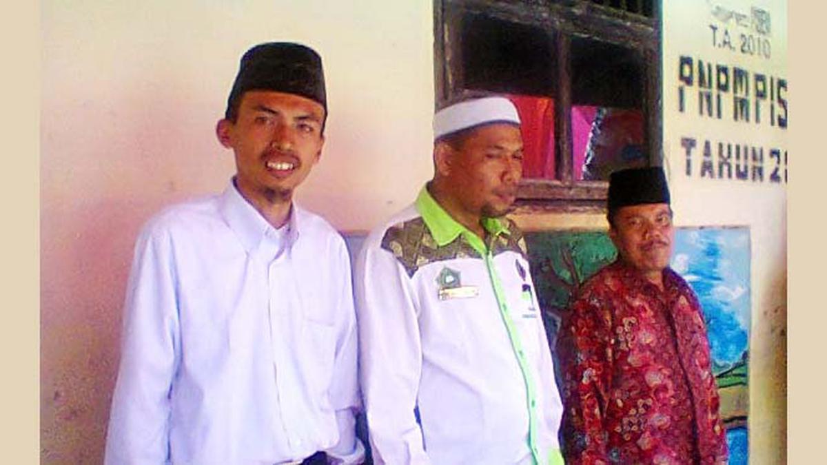 Nazaruddin, Mengabdi Tanpa Batas untuk Pendidikan Anak Negeri