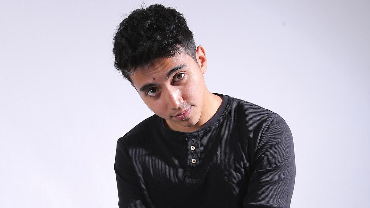 Lagu Duet Bareng Vidi Aldiano Tersaji di Album Baru Vadi Akbar ...