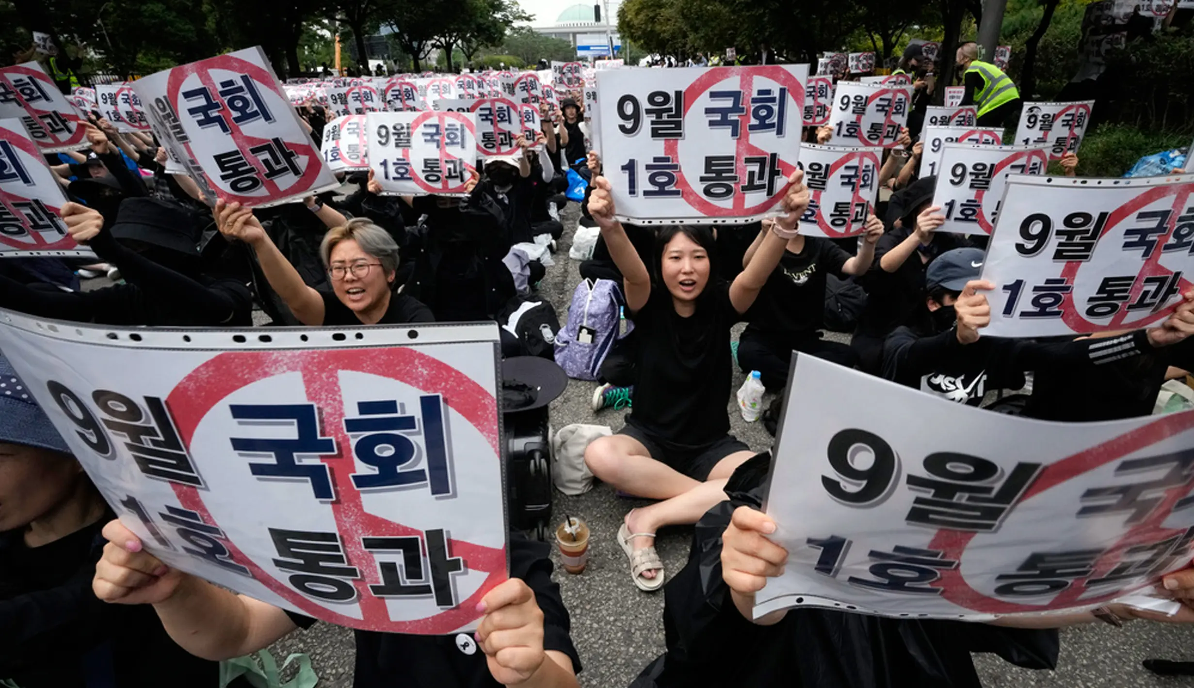 Guru di Korea Selatan Berunjuk Rasa Buntut Rekannya Bunuh Diri karena ...