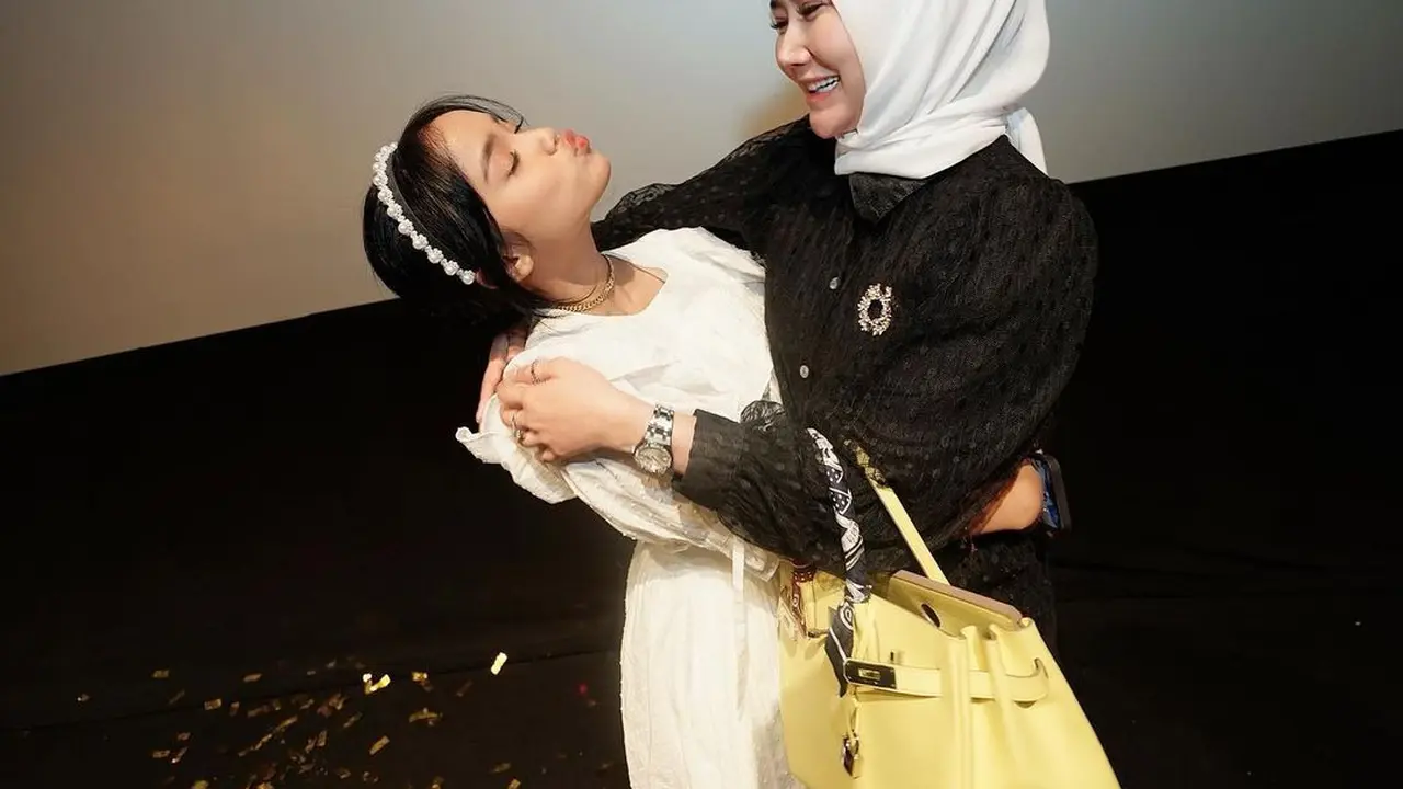 7 Potret Marissya Icha dan Keluarga Fuji, Ramai Konflik Rumah Donasi ...