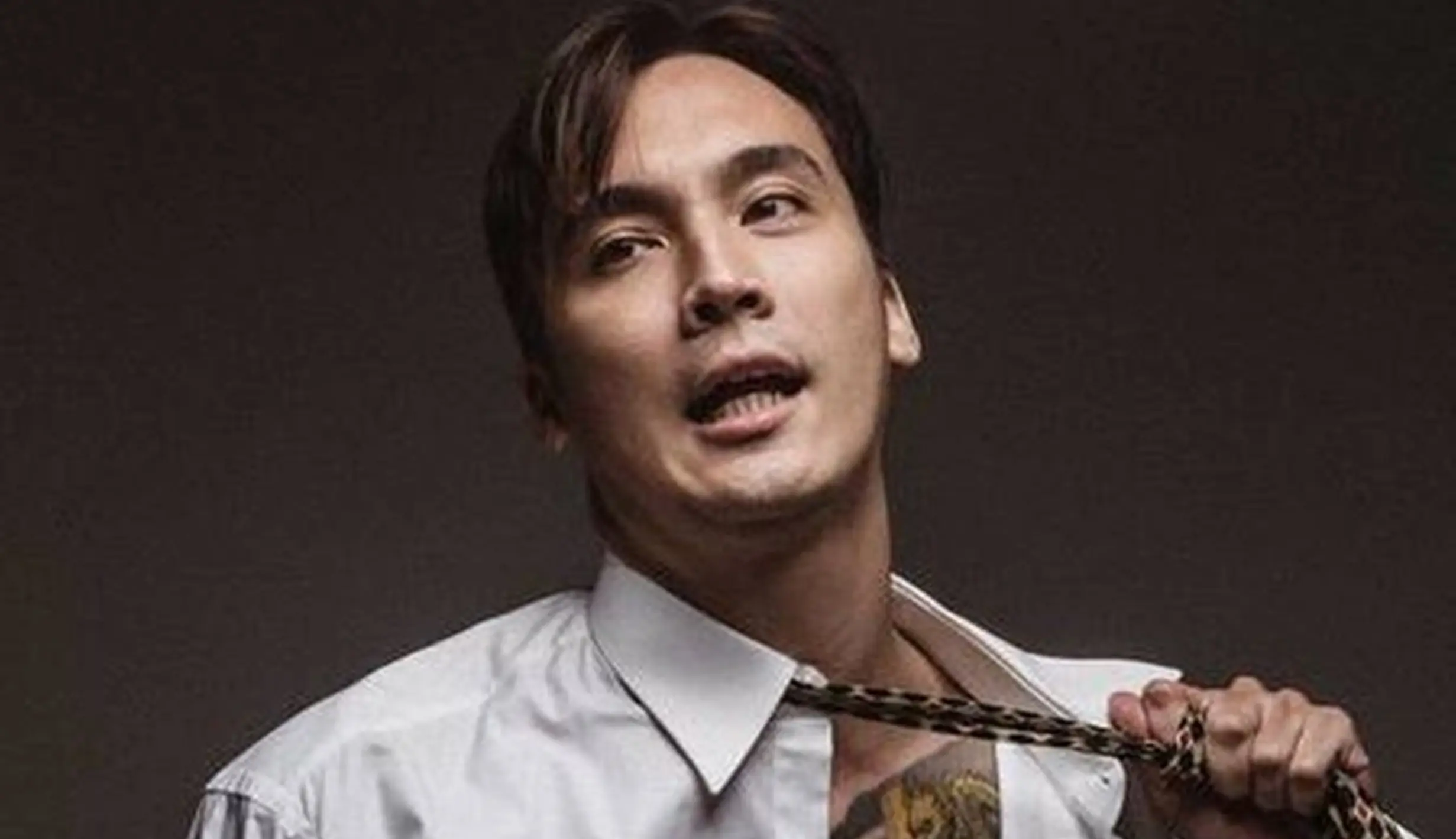 Potret Rendy Kjaernett Pamer Tato di Bagian Dada, Curi Perhatian - Foto ...