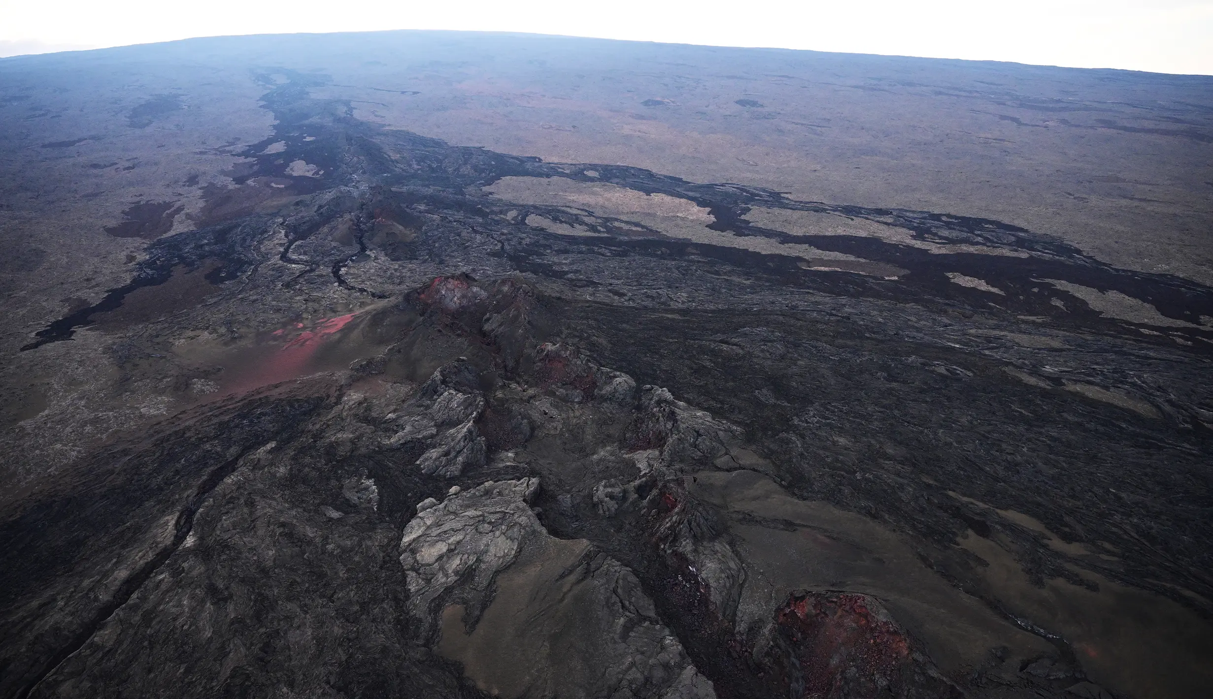 Semburan Lava Gunung Berapi Mauna Loa Hawaii Akhirnya Menurun - Foto ...