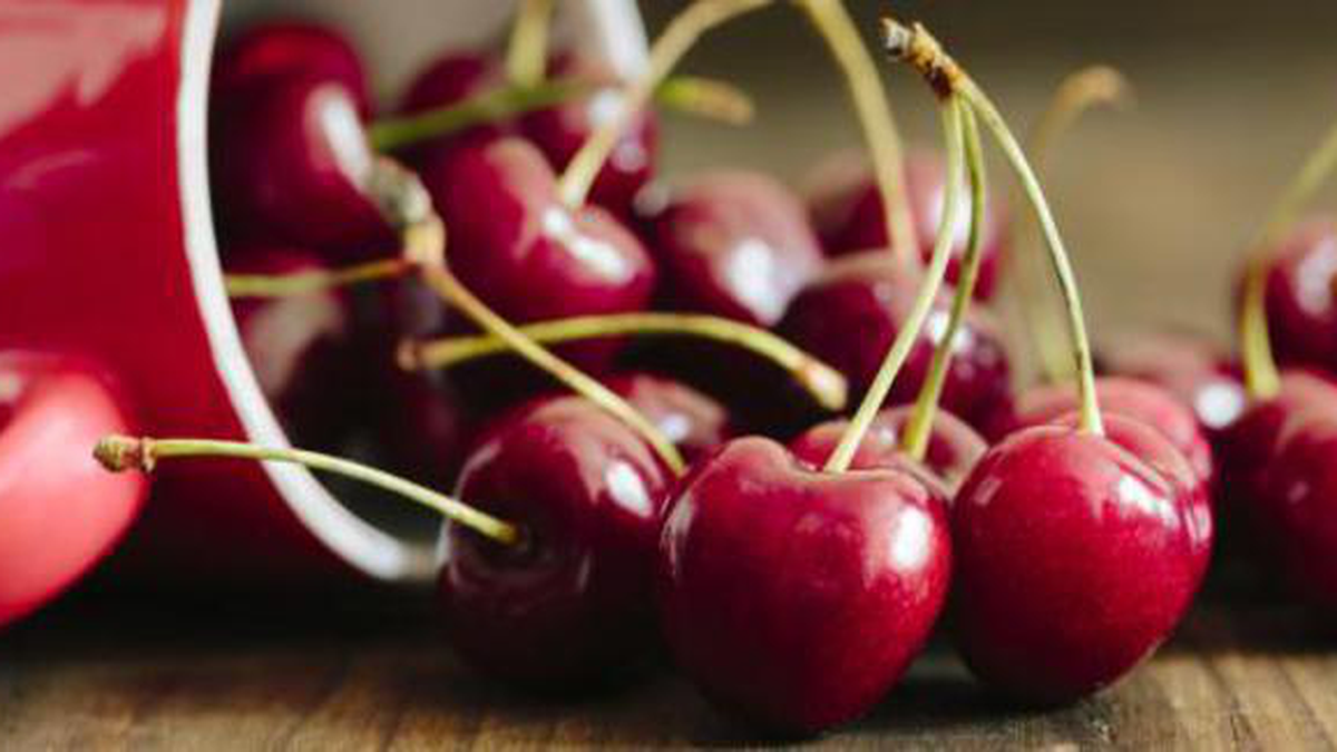 5 Manfaat Buah Ceri untuk Kesehatan - Beauty Fimela.com