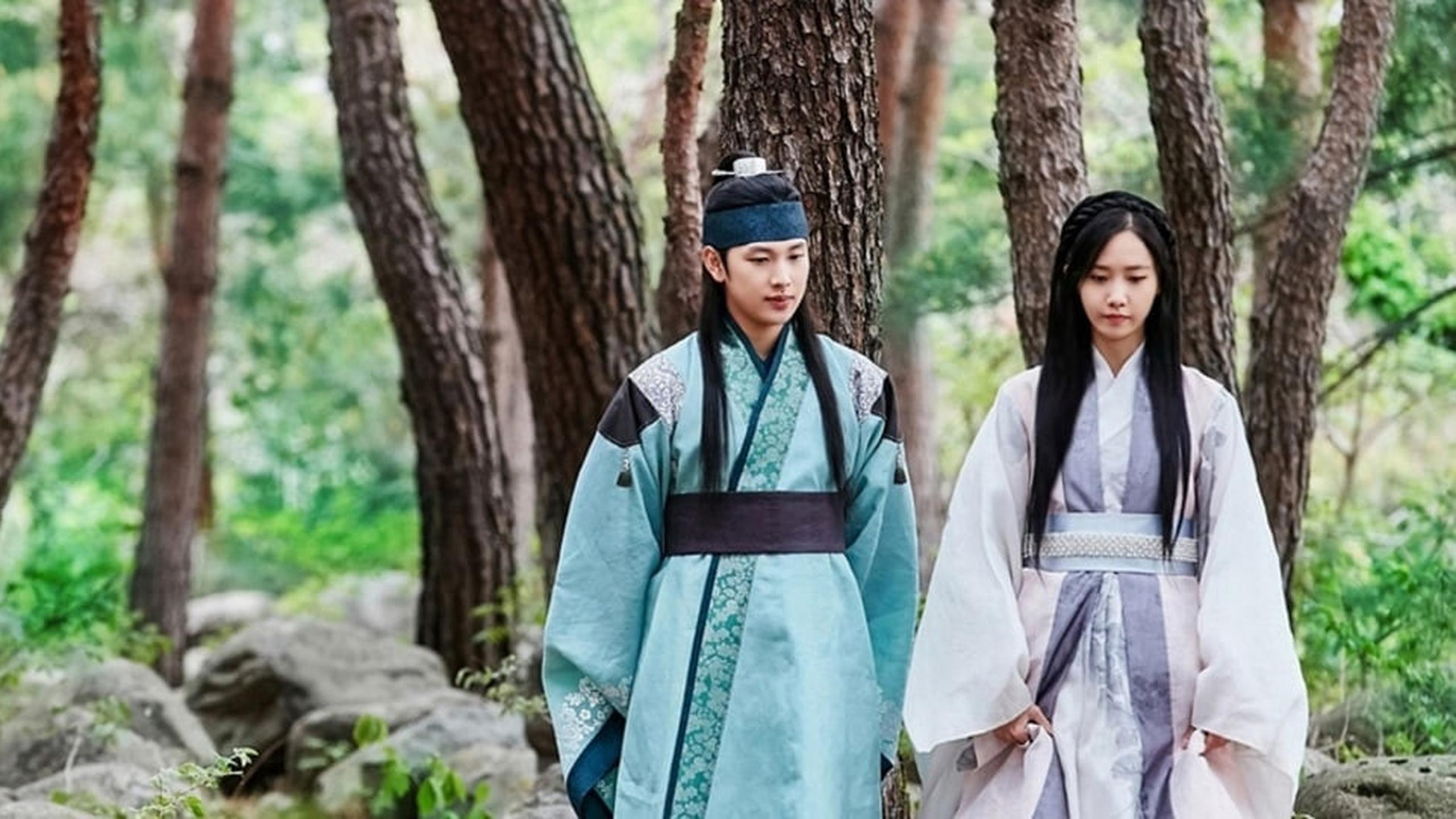 YoonA SNSD Bertemu Im Siwan di Acara Baeksang Arts Awards ke-58, Jadi ...