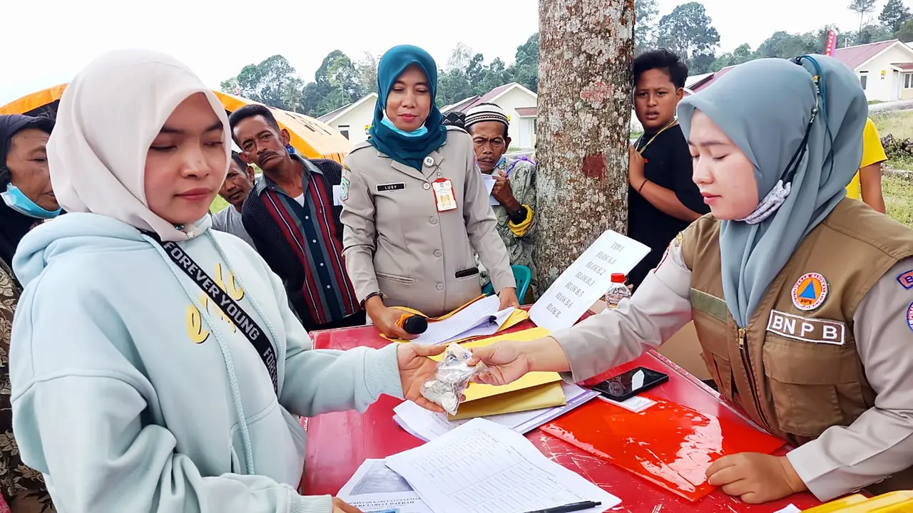 113 Keluarga Penyintas Erupsi Semeru Terima Huntara dan Hutap, Jangan ...
