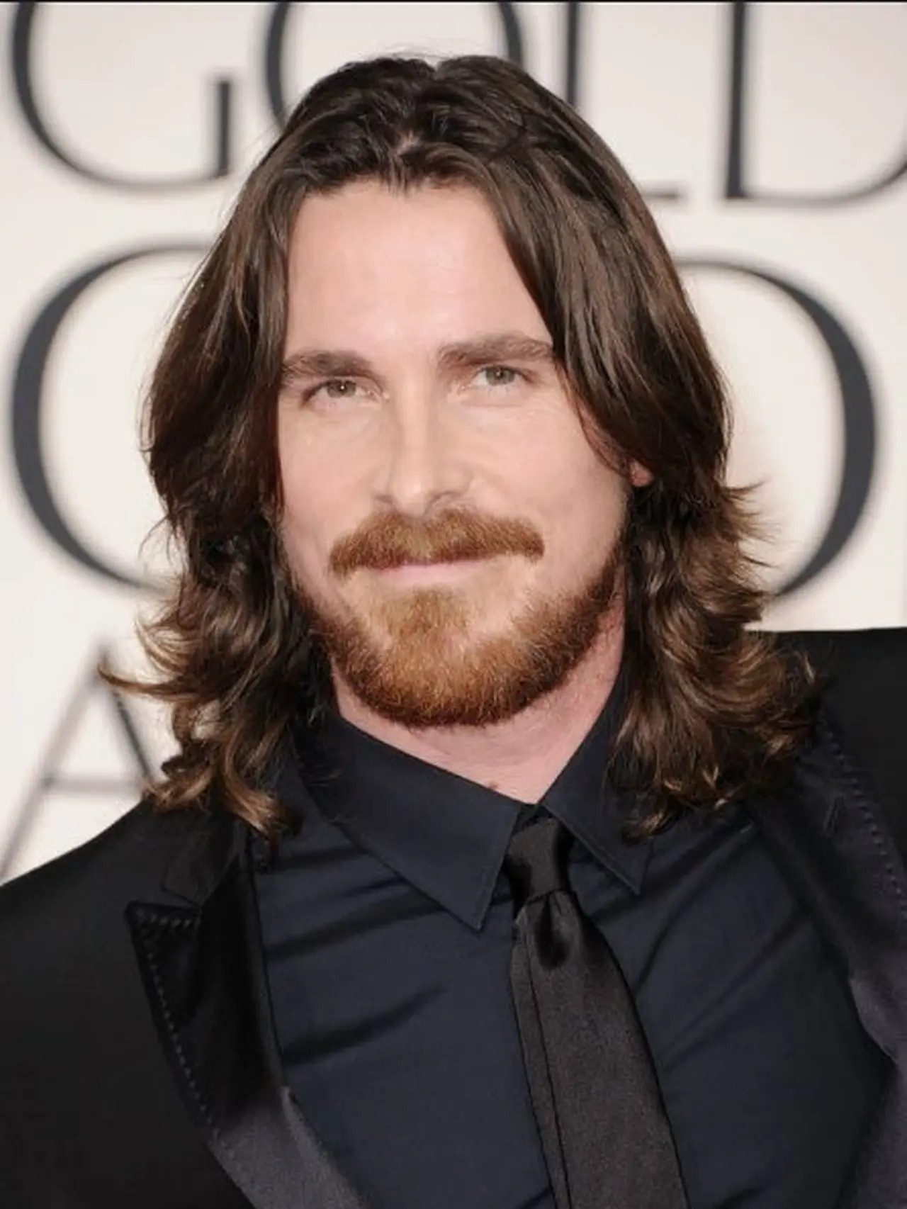 Deretan Model Rambut Pria Panjang Keren Terbaru, Jadi Makin Ganteng ...