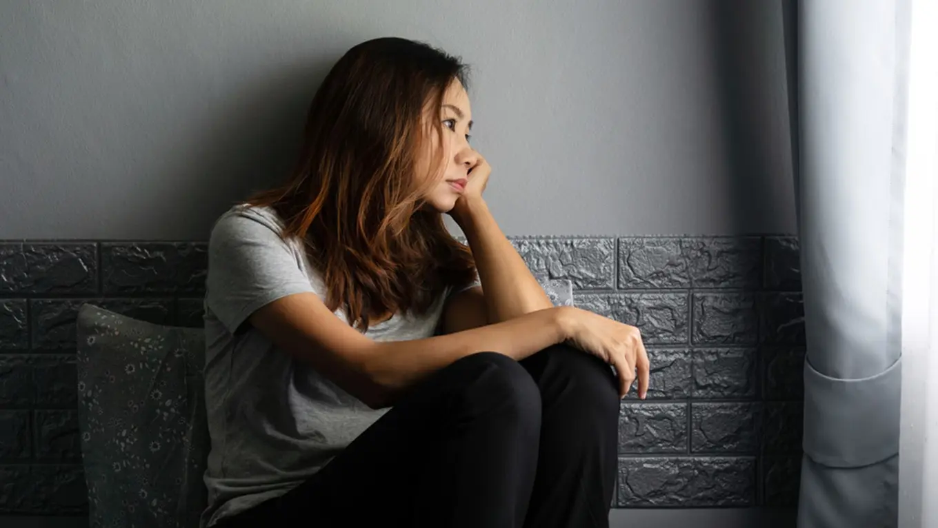 9 Alasan Seseorang Merasa Kesepian, Mulai dari Rasa Takut hingga Tak ...