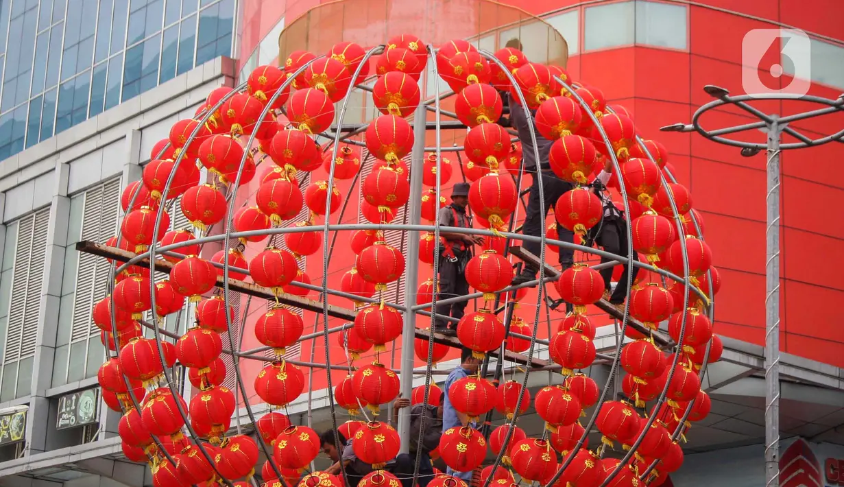 Meriahkan Imlek, Kawasan Pertokoan di Glodok Jakarta Berhias Lampion ...