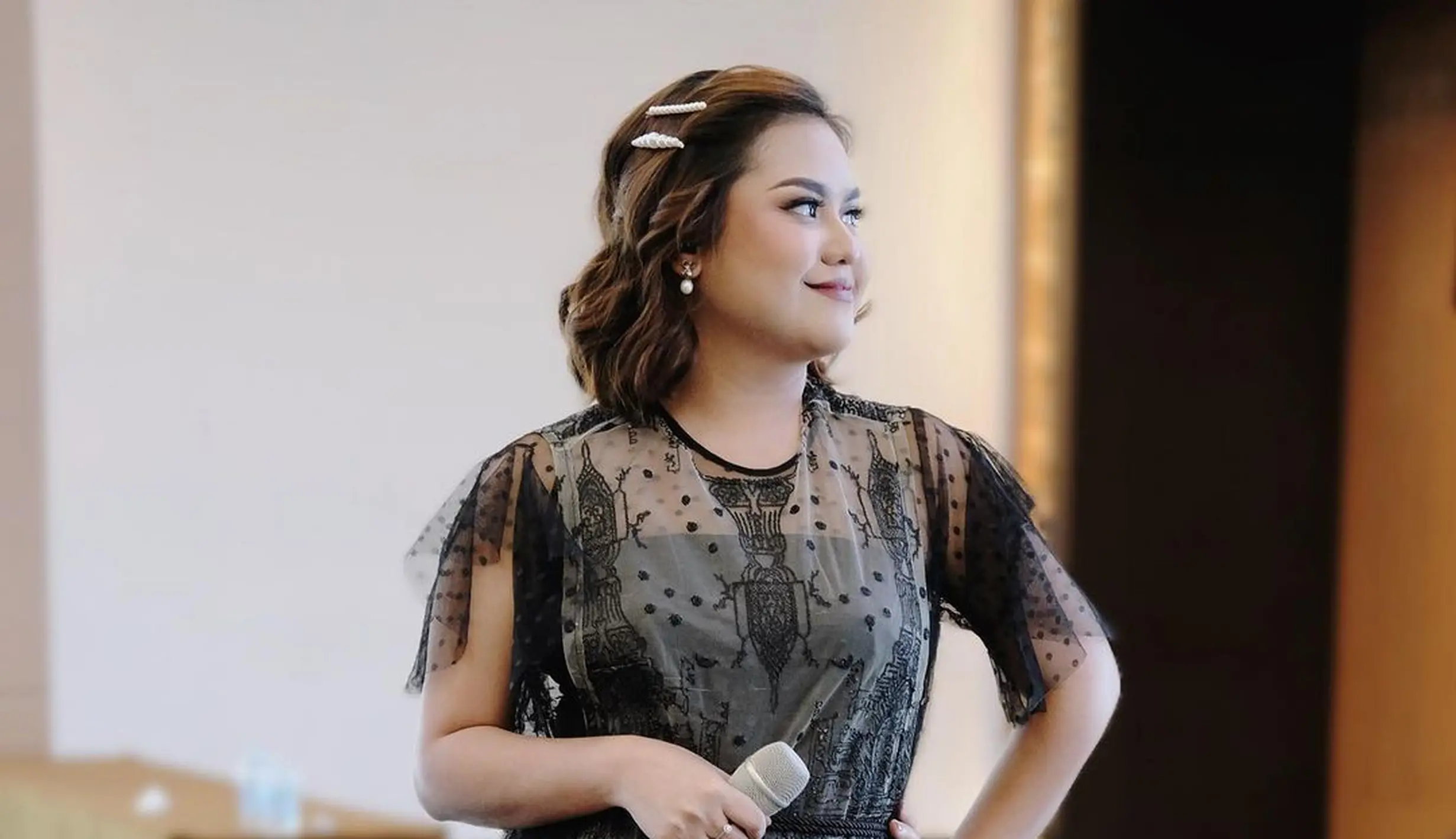 Lama Tak Tersorot, Potret Terbaru Mytha Lestari Mamamia yang Kini Sudah Jadi Ibu - Foto Liputan6.com