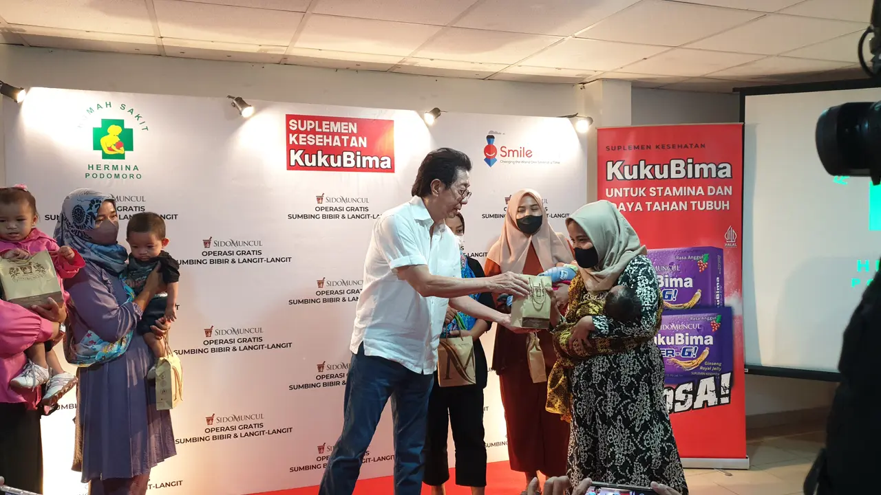 Demi Senyum Baru Anak, Suplemen Kesehatan KukuBima Giat Baksos Operasi ...