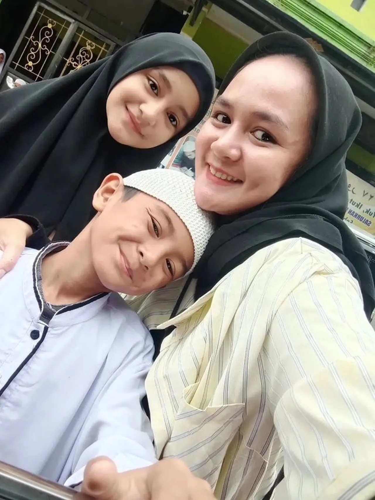 6 Potret Anak Andika Kangen Band yang Belajar di Pesantren, Jarang ...