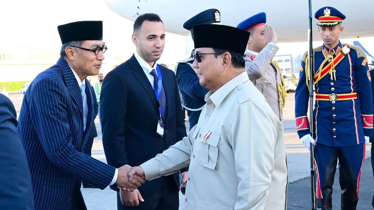 Prabowo Tiba di Mesir, Siap Saksikan Penandatanganaan Penghentian ...
