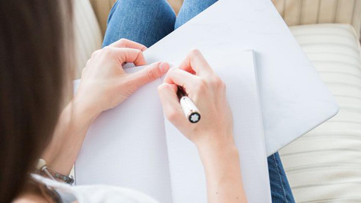 Kutulis Setiap Target 'Kapan' di Secarik Kertas dan Semuanya Terwujud!