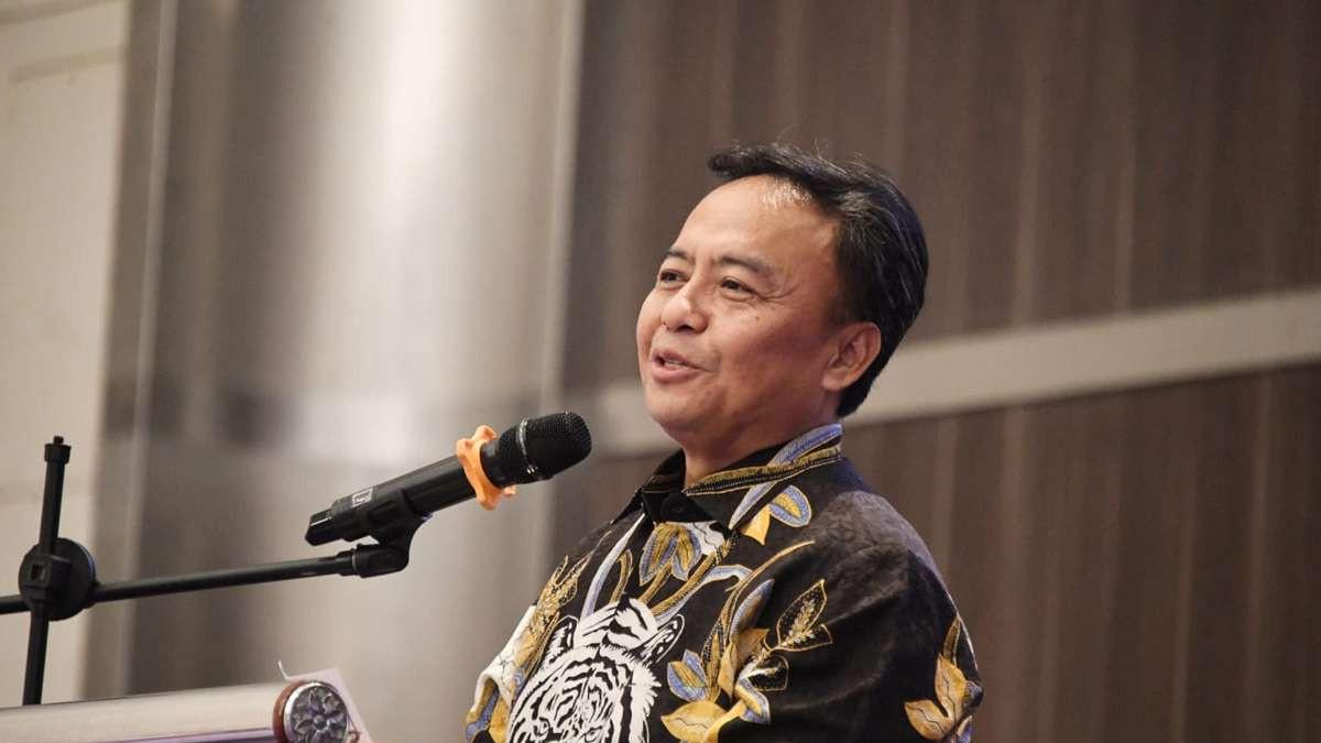 Klarifikasi Sekda Jabar Usai Disindir Erwan Setiawan karena Tak Hadir ...