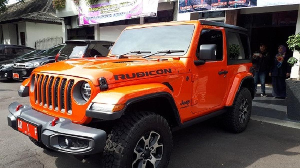 Segini Harga Dasar Jeep Wrangler Rubicon Bupati Karanganyar - Otomotif ...