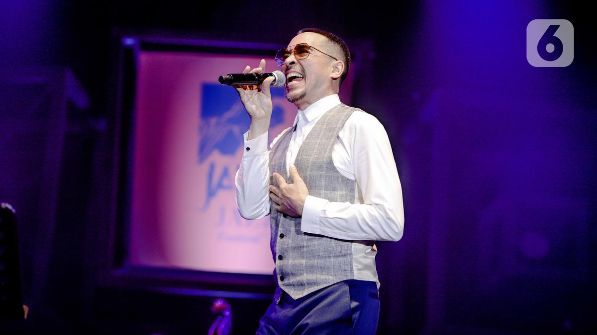 FOTO: Penampilan Jamie Aditya and Ron King Big Band di BNI Java Jazz ...