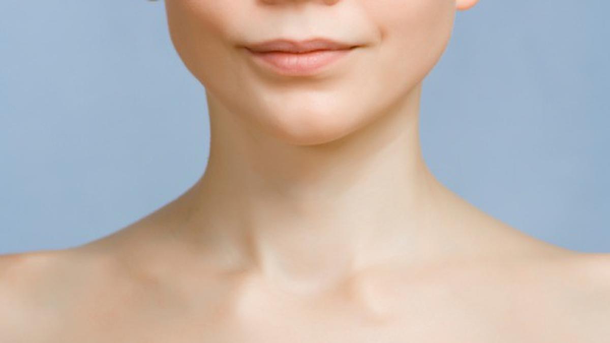 Garis Halus Leher Tersamarkan dengan Perawatan Botox - Fashion & Beauty ...