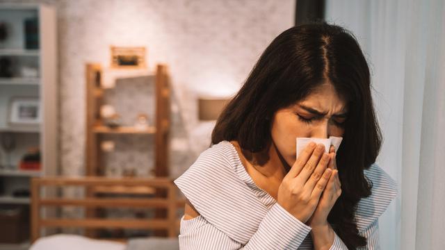 7 Penyebab Sering Mual di Malam Hari yang Bikin Khawatir - Health ...