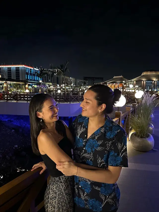 7 Potret Mesra Haico Van der Veken dan Lorenzo Abraham, Curi Perhatian ...