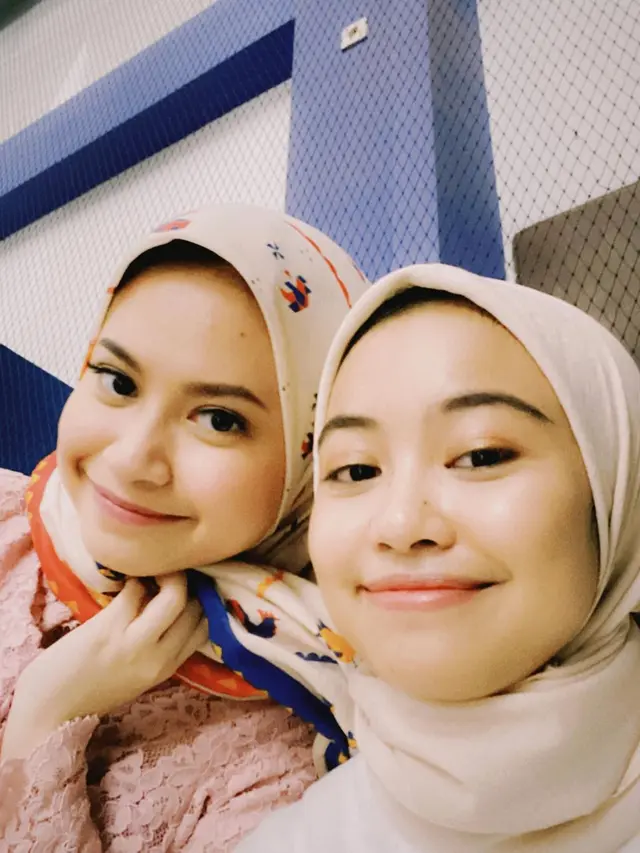 6 Transformasi Tsana 'Rintik Sedu', Foto Masa Kecil Curi Perhatian ...